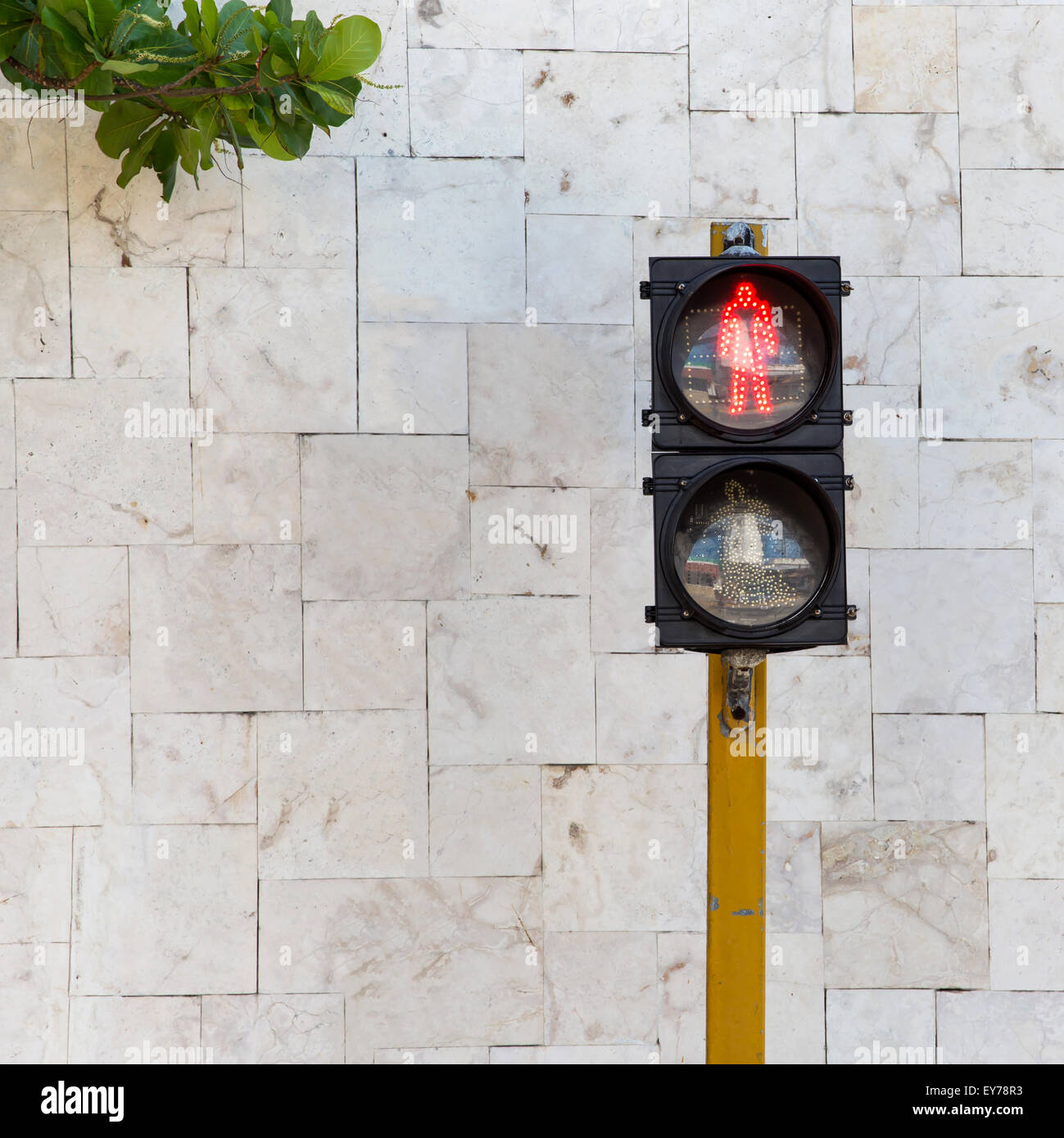 Red pedestrian traffic light in the city Stock Photo - Alamy