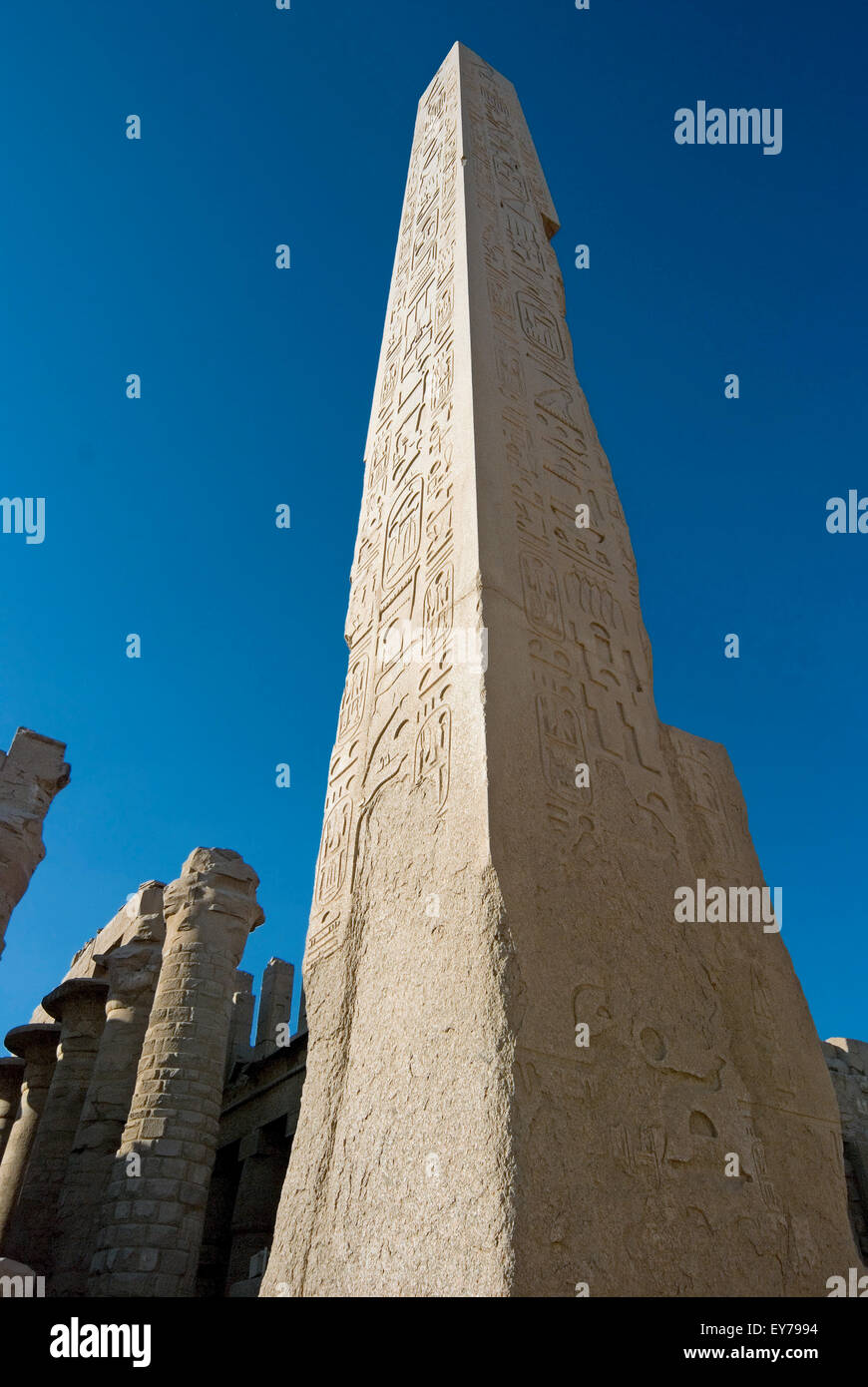 Obelisk temple hi-res stock photography and images - Alamy