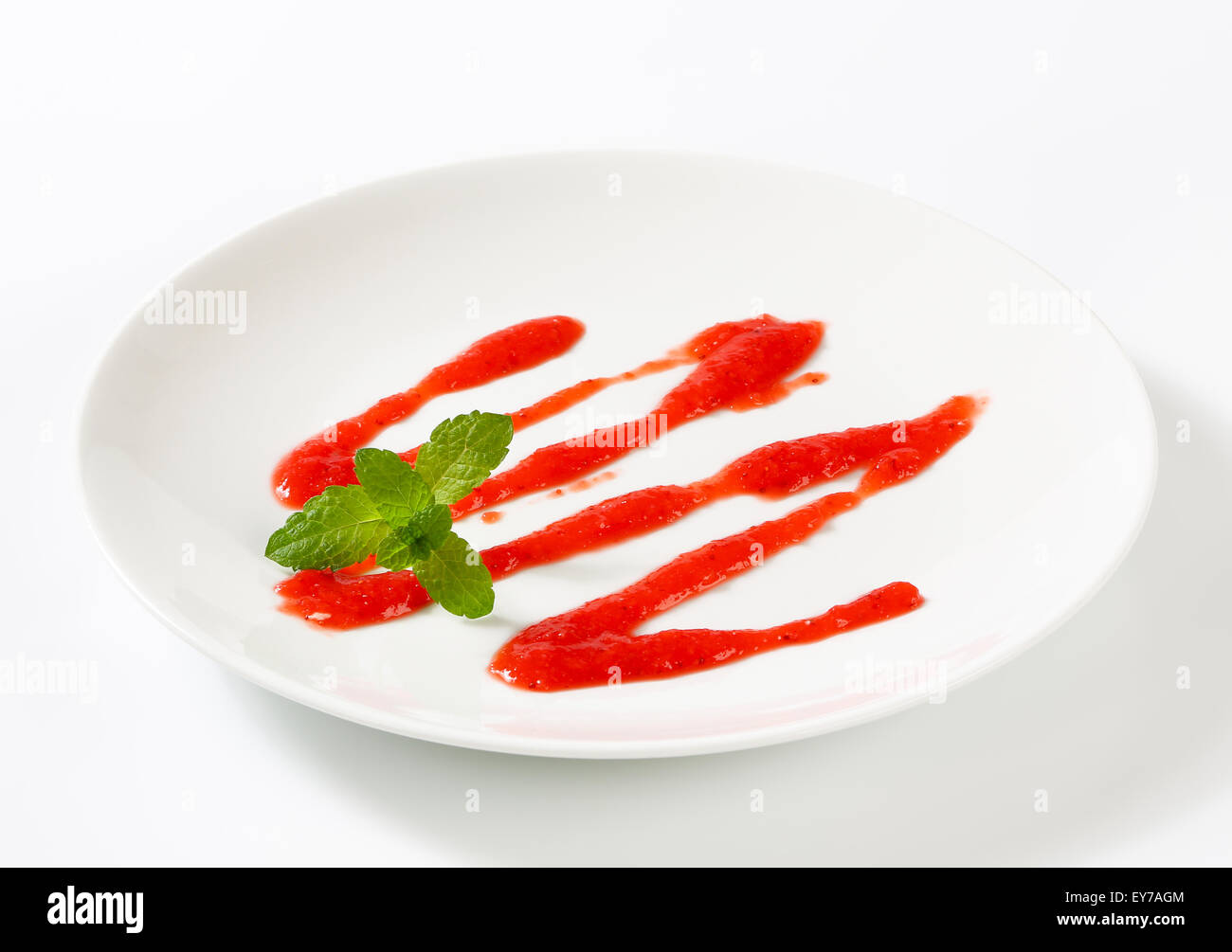 Drizzle of coulis hi-res stock photography and images - Alamy