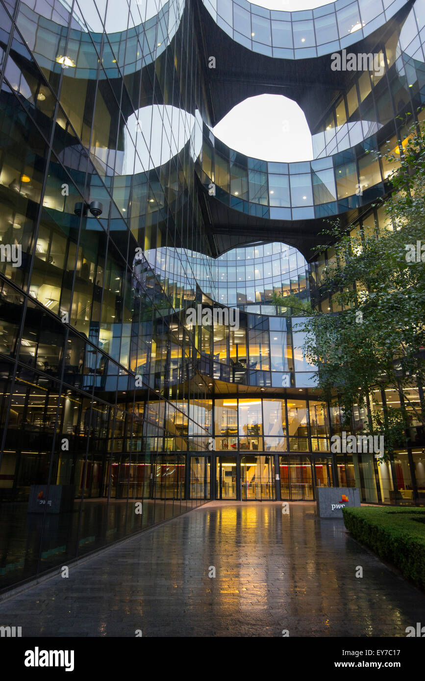 A rainy evening at More London Place, London England UK Stock Photo - Alamy