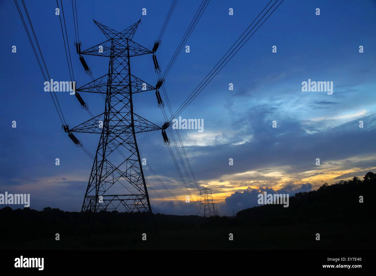 Power lines india hi-res stock photography and images - Alamy
