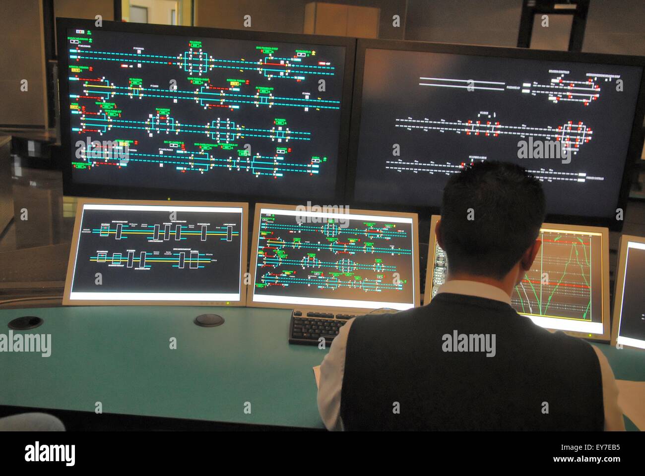 High speed railway lines hi-res stock photography and images - Alamy