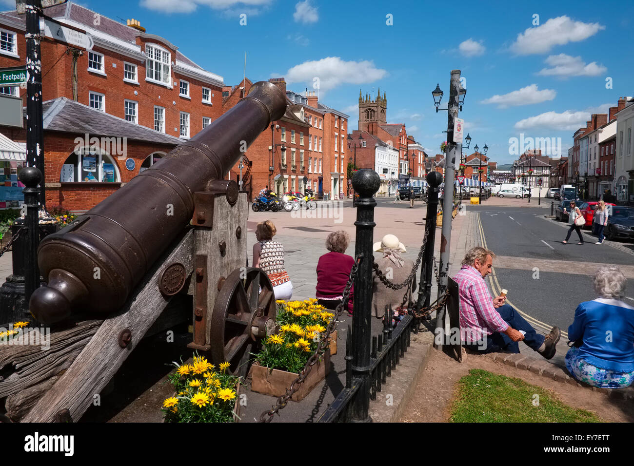 Sevastopol cannon hi-res stock photography and images - Alamy