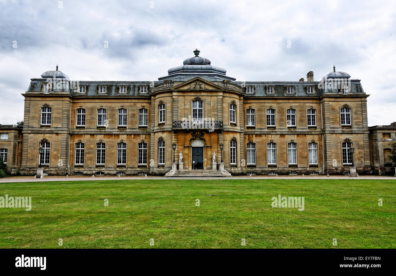 Wrest Park is a country estate located near Silsoe, Bedfordshire ...