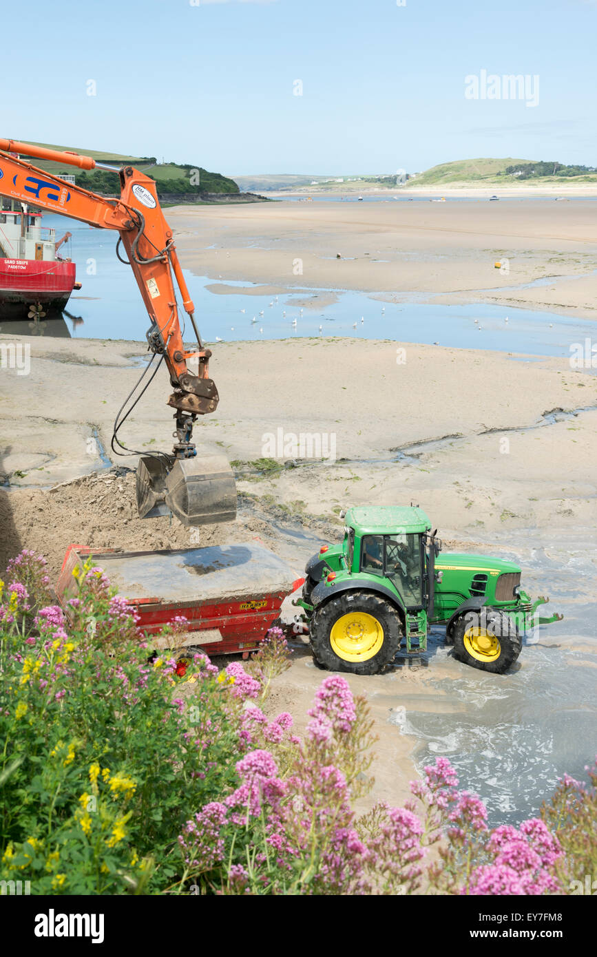 Mining of river sand hi-res stock photography and images - Alamy