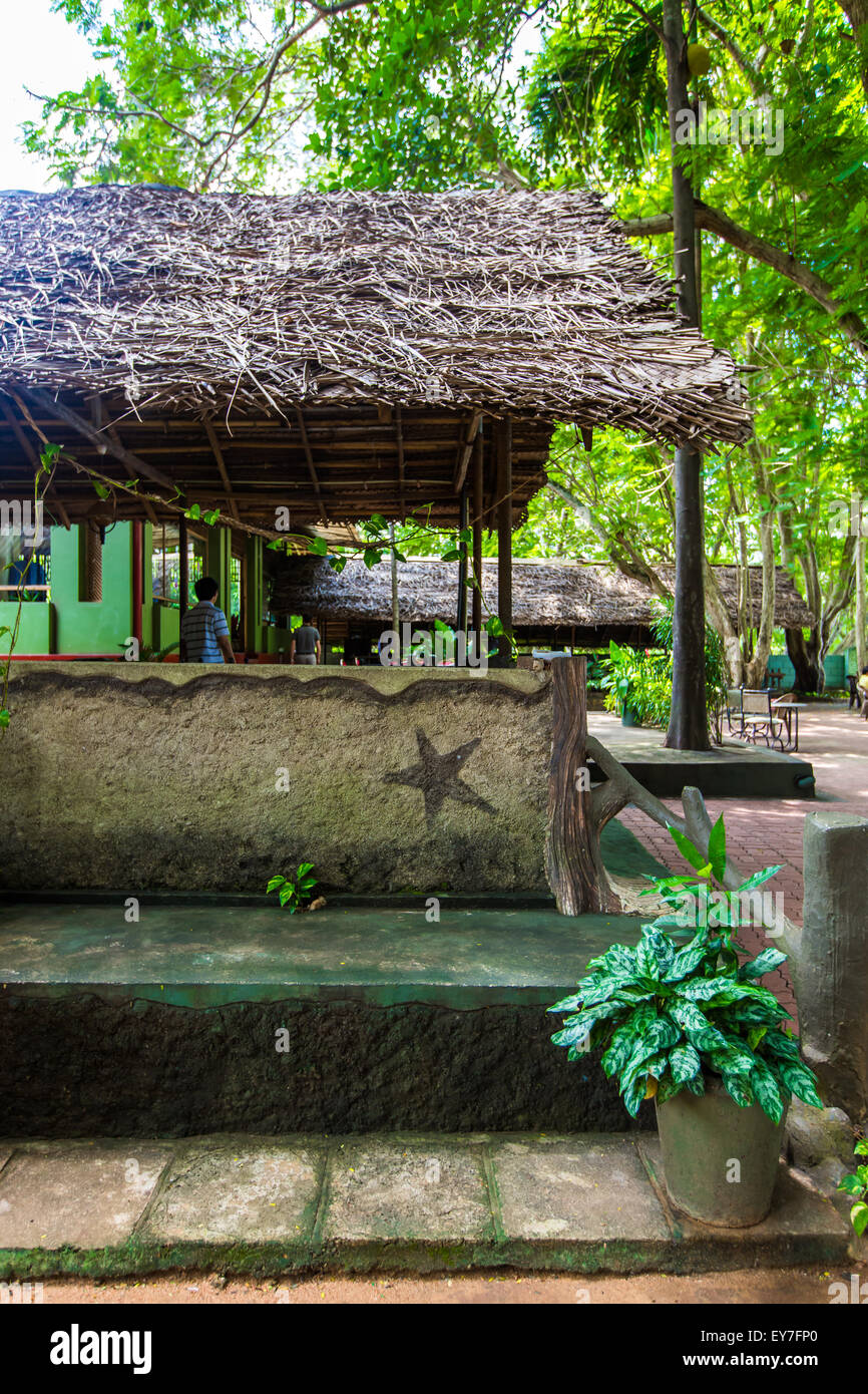 Sri Lanka Colombo Dambulla rest station Stock Photo - Alamy