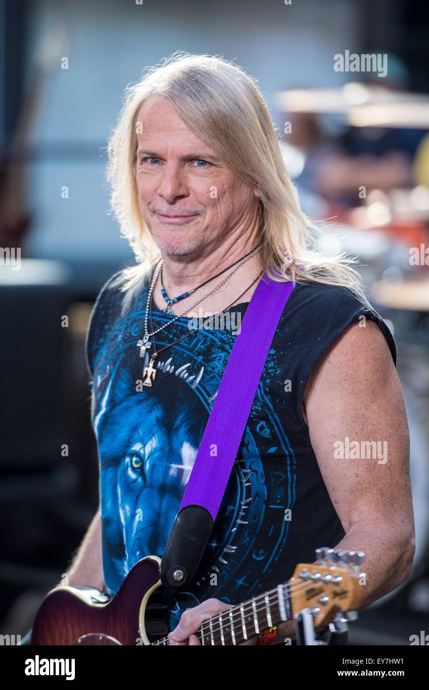 New York, NY, USA. 23rd July, 2015. Steve Morse on stage for NBC Today ...