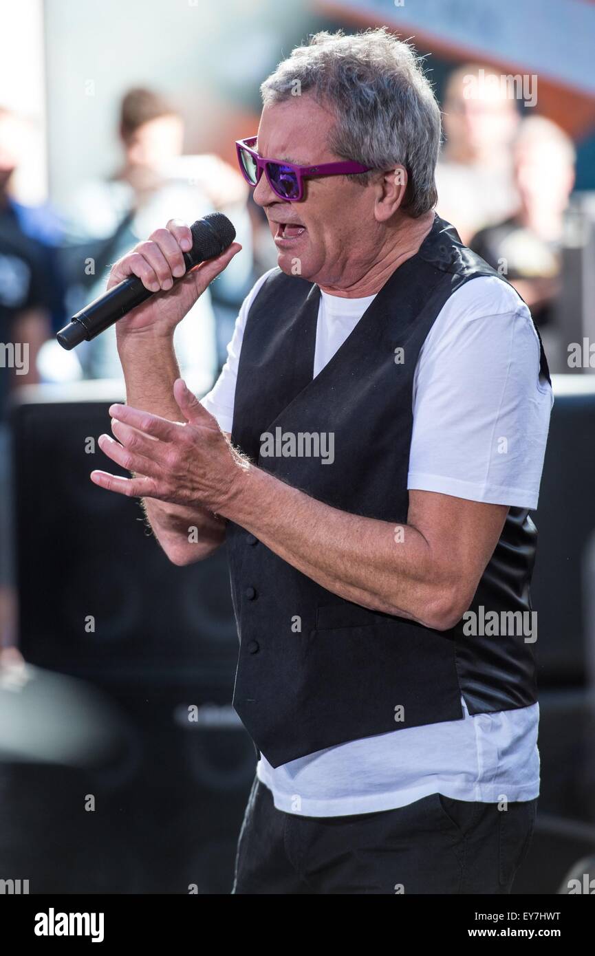 New York, NY, USA. 23rd July, 2015. Ian Gillan on stage for NBC Today ...