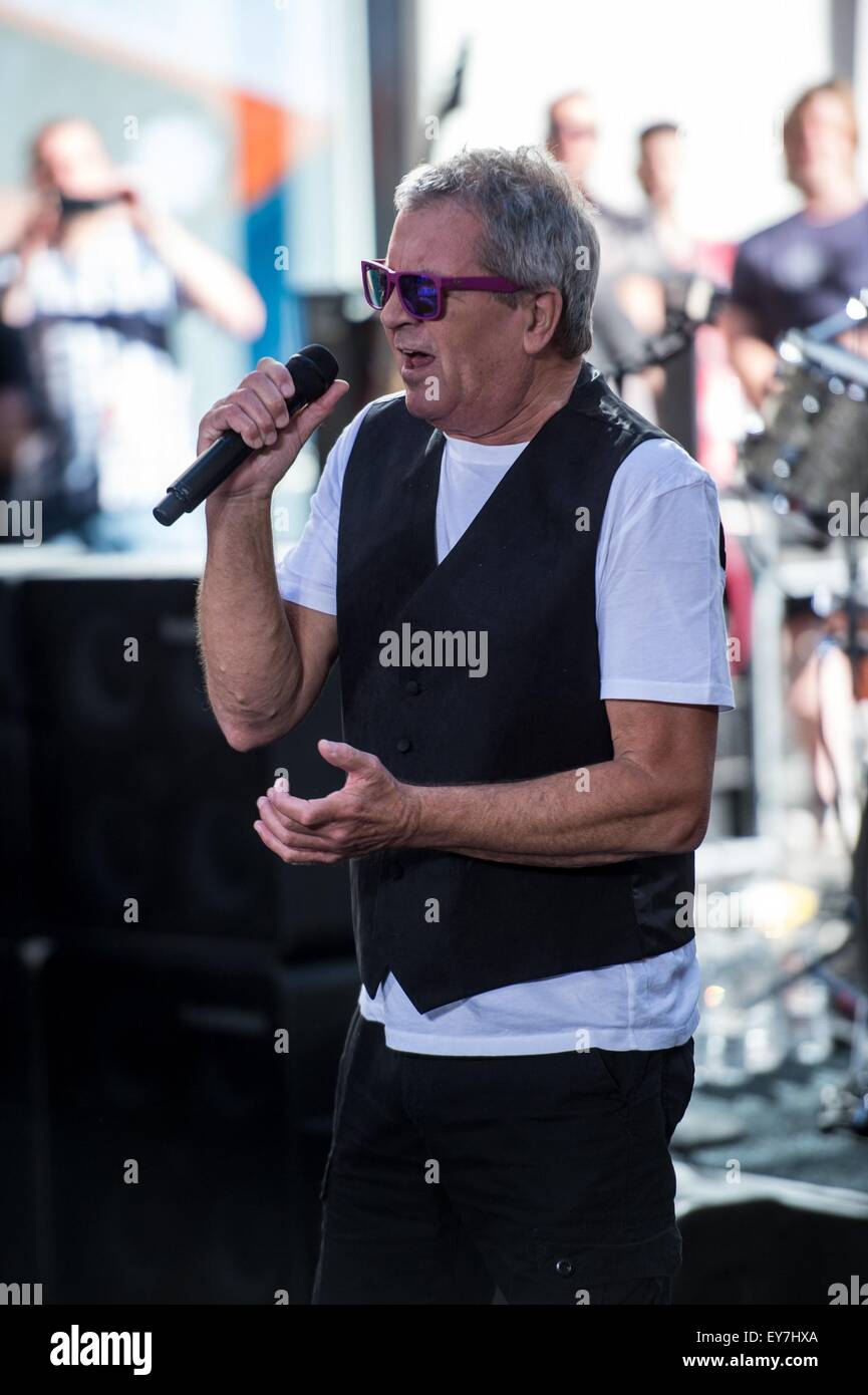 New York, NY, USA. 23rd July, 2015. Ian Gillan on stage for NBC Today ...