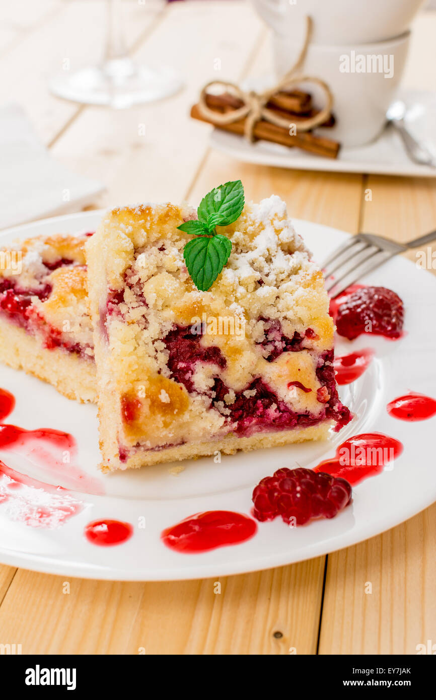 Raspberry pie slice hi-res stock photography and images - Alamy