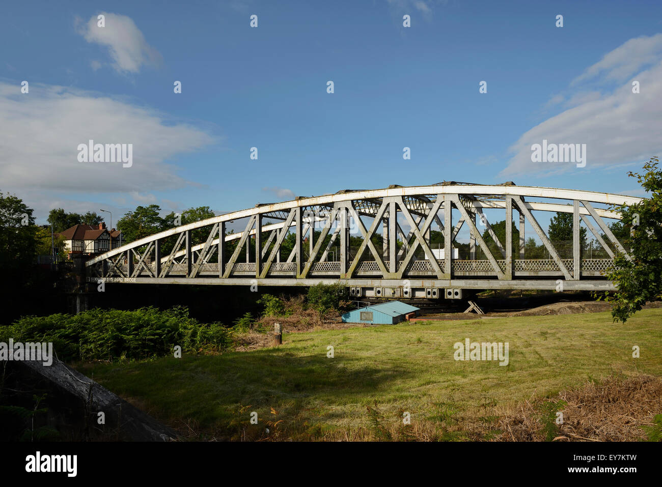 The Knutsford Road Swing Bridge crossing the Manchester Ship Canal in ...
