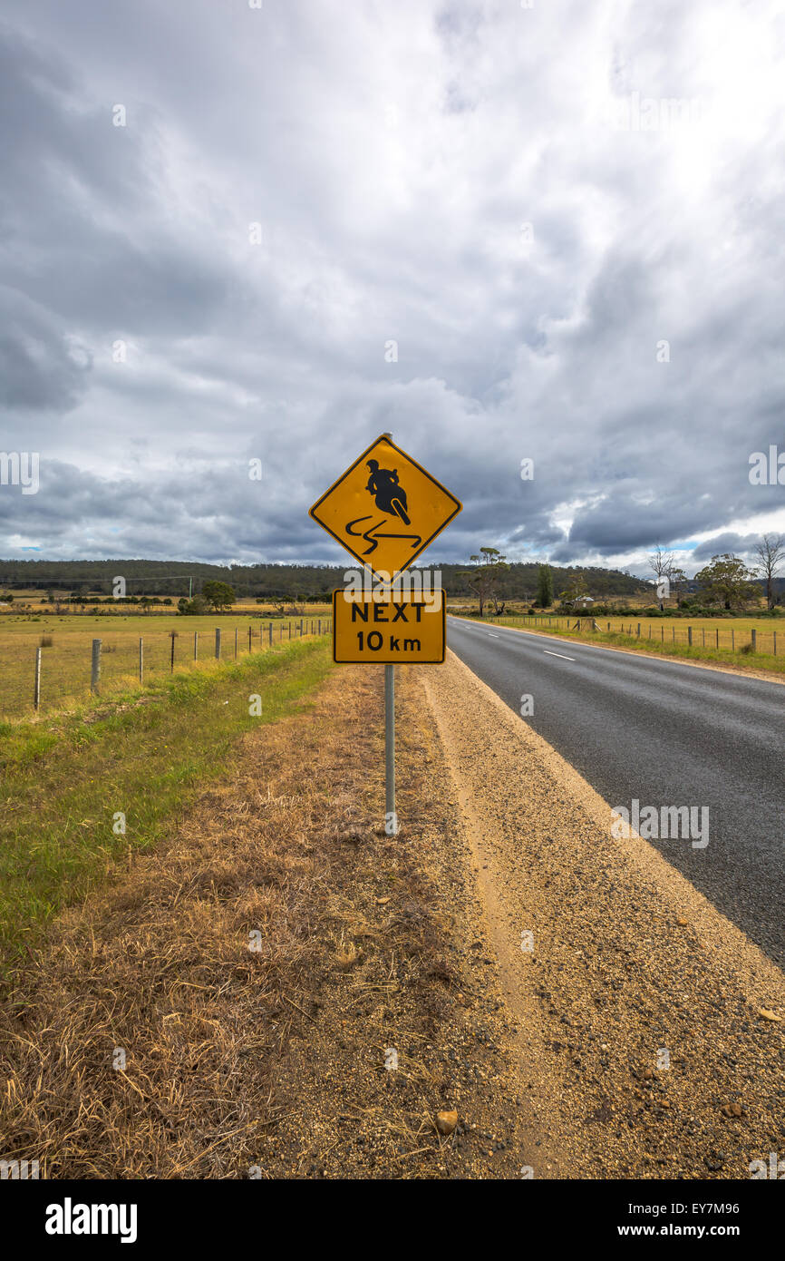 Motorcyclists sign road Stock Photo - Alamy