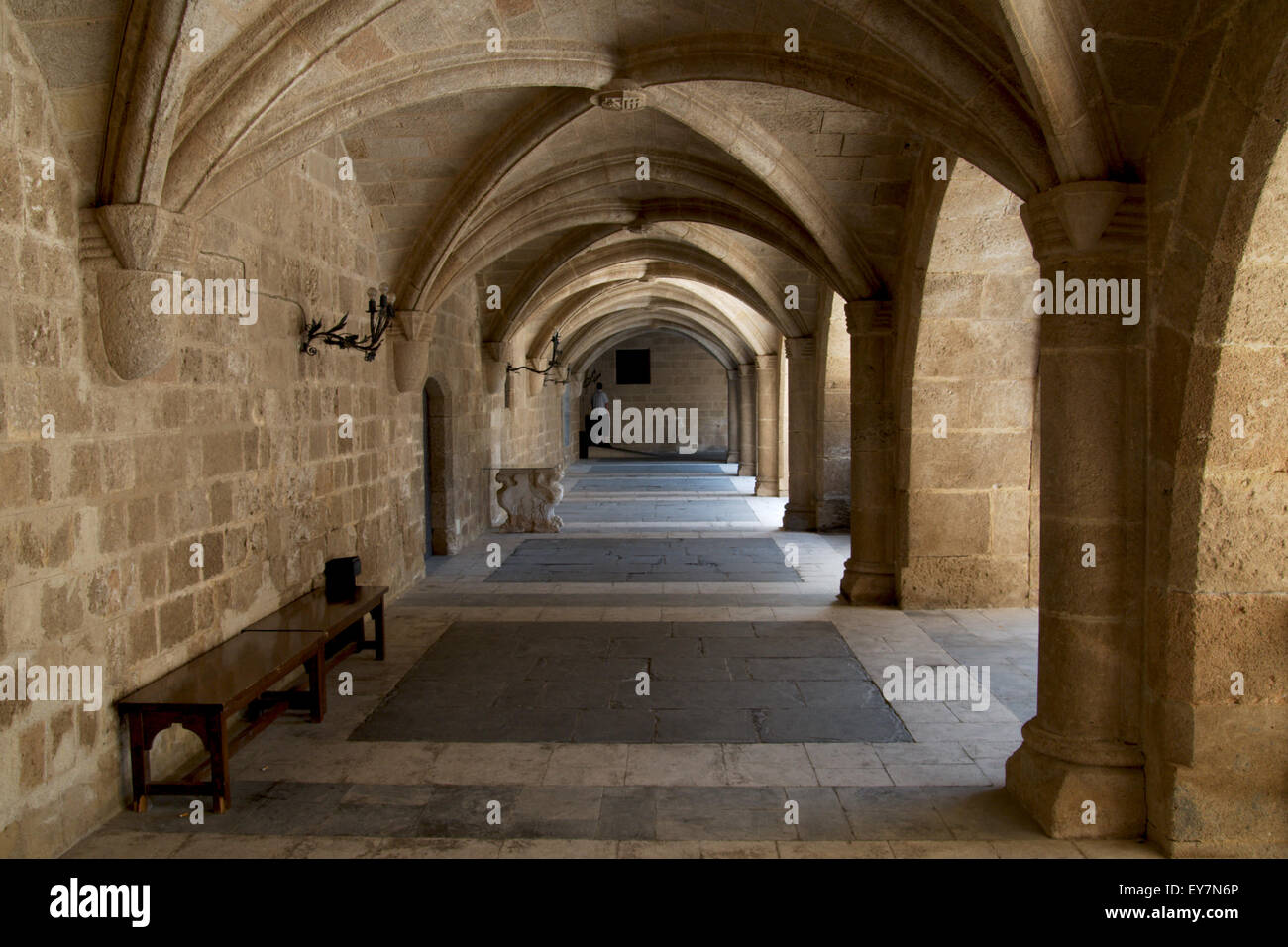 Columns supports arches hi-res stock photography and images - Alamy