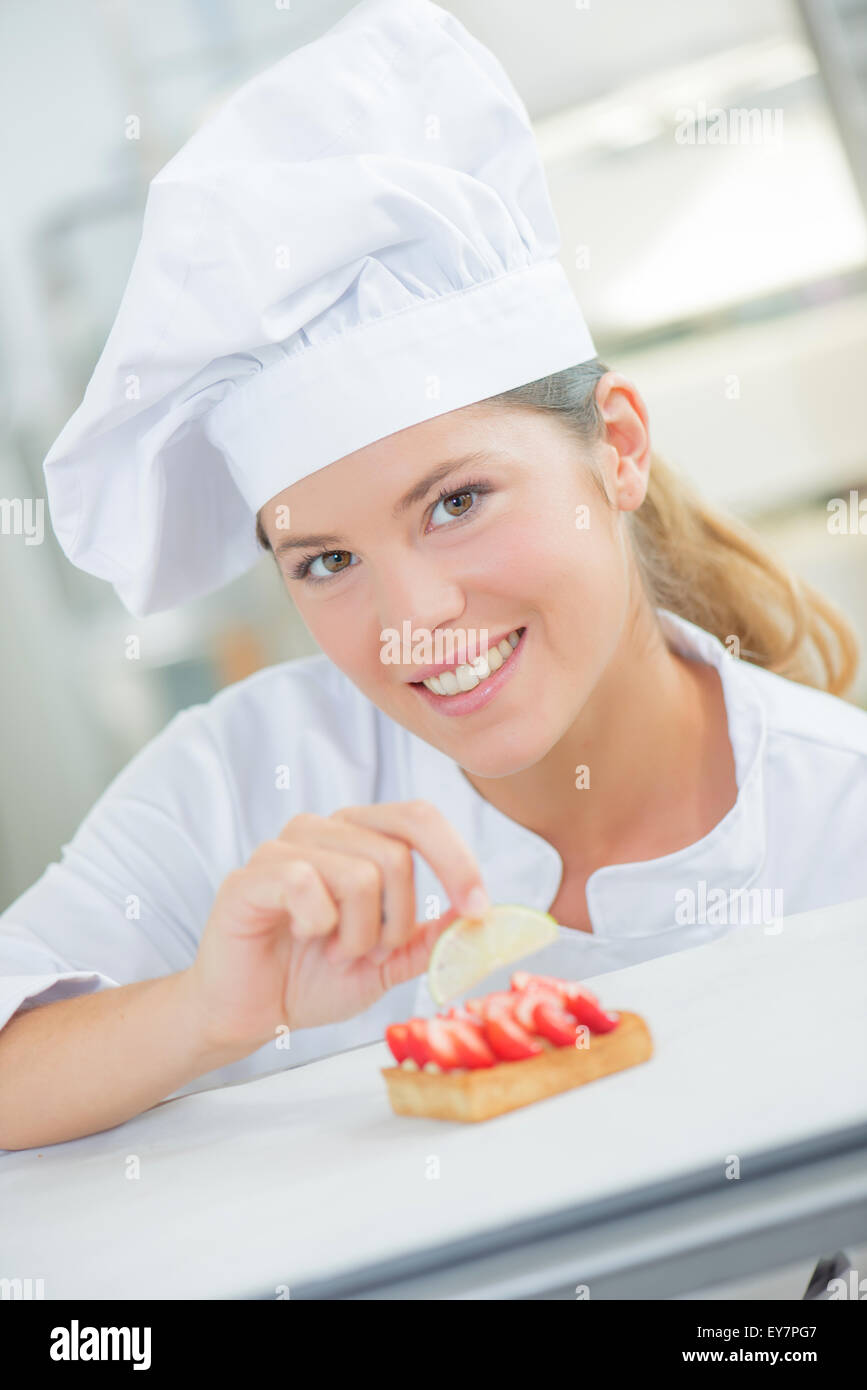 Skilled young patisserie chef Stock Photo - Alamy