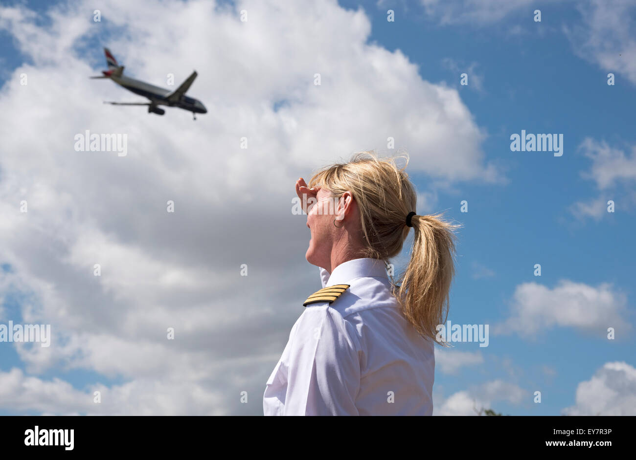 Female Pilot Plane Stock Photos & Female Pilot Plane Stock Images - Alamy