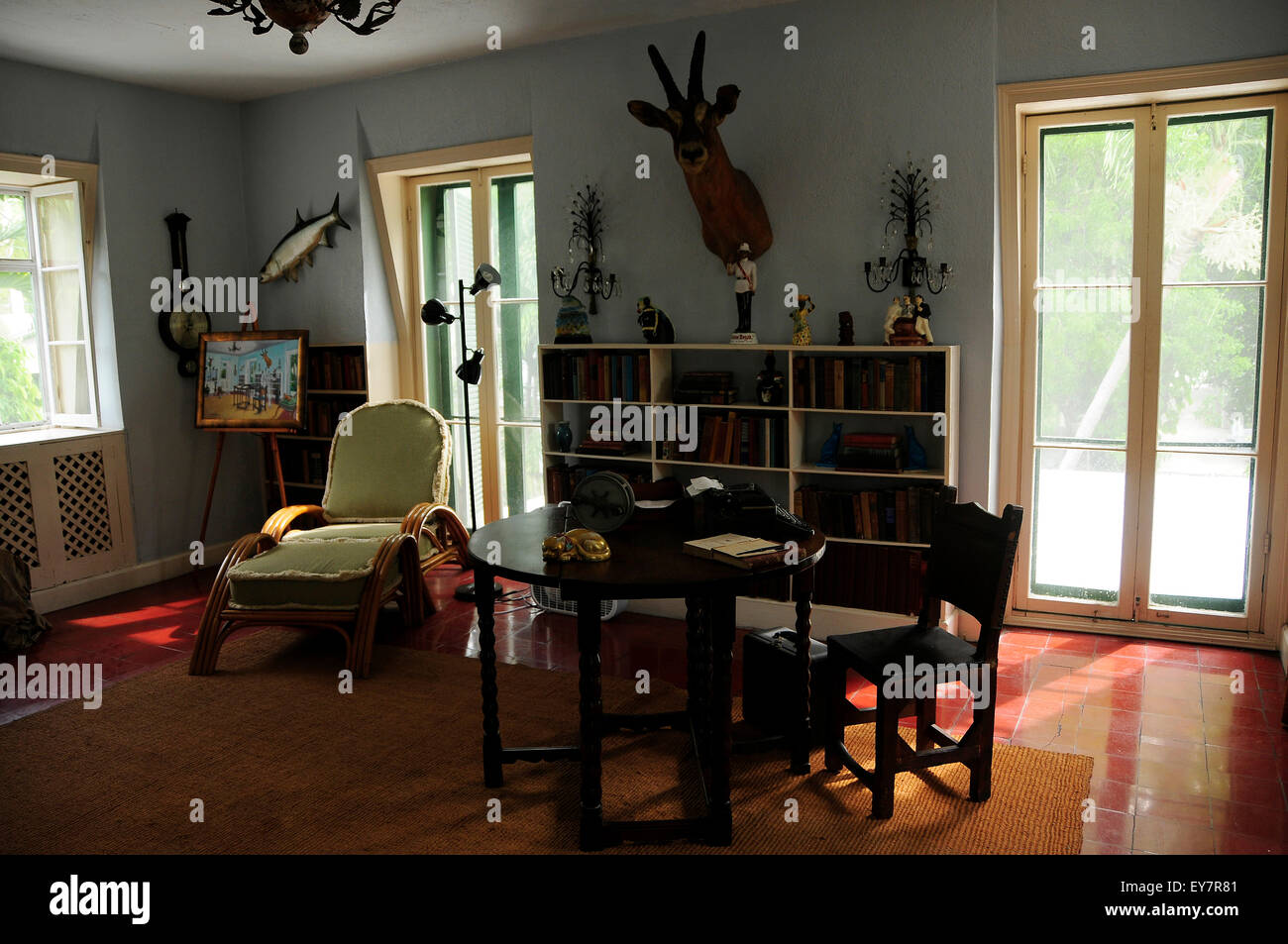 Hemingways study hi-res stock photography and images - Alamy