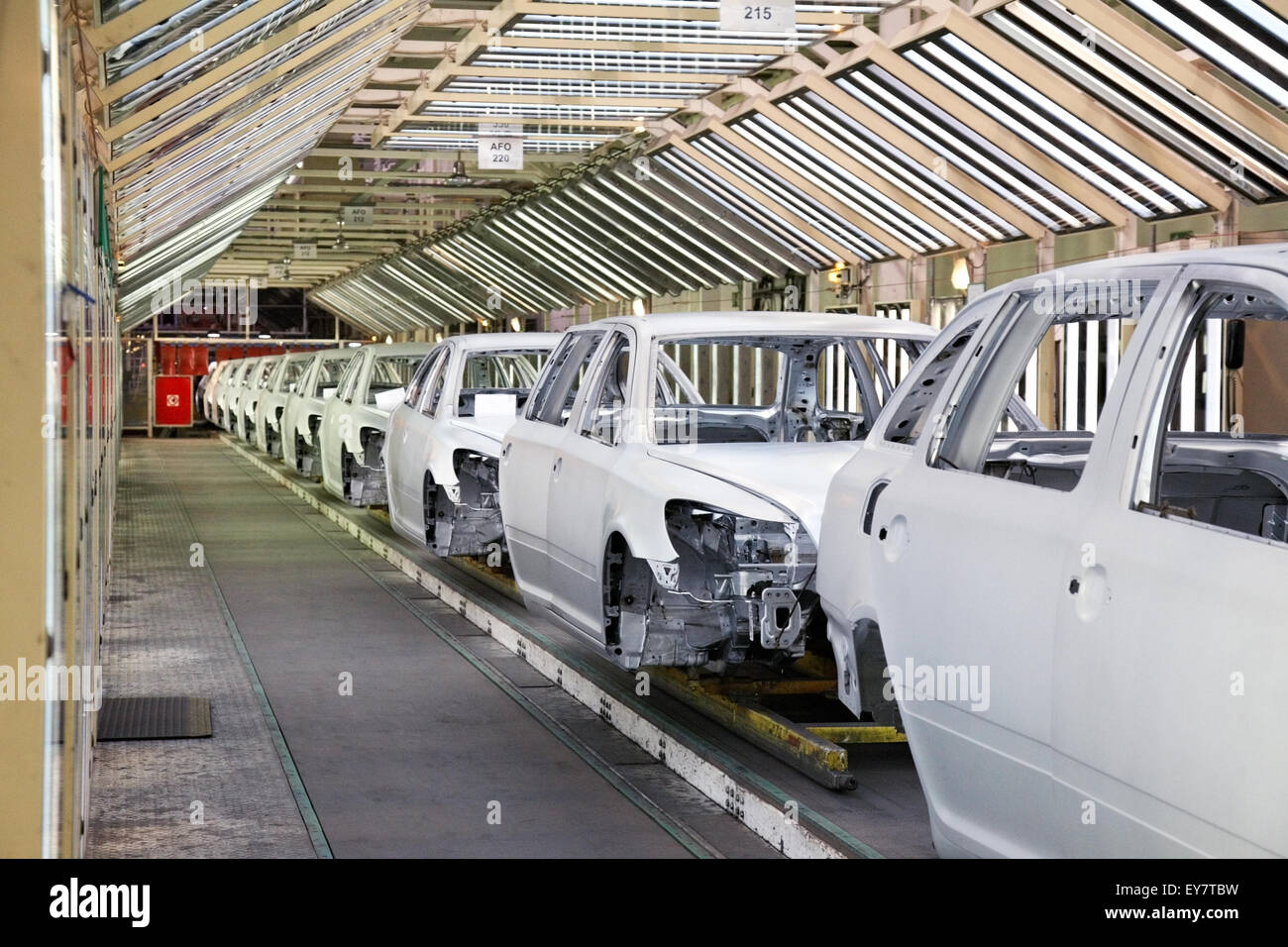 Car plant structure hi-res stock photography and images - Alamy