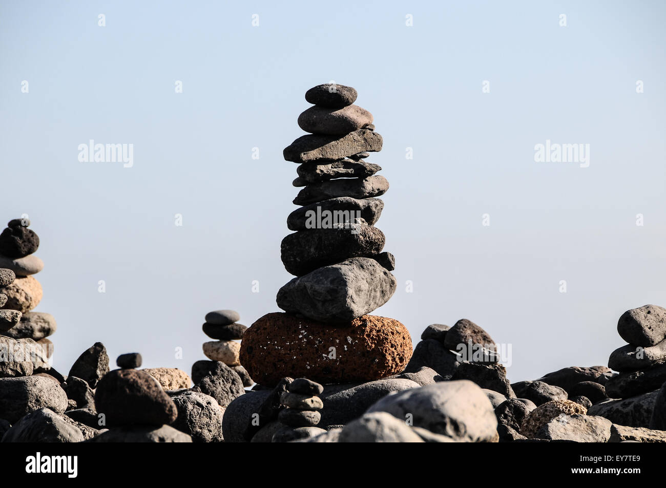 The Buddhist Traditional Stone Pyramids Stock Photo - Alamy
