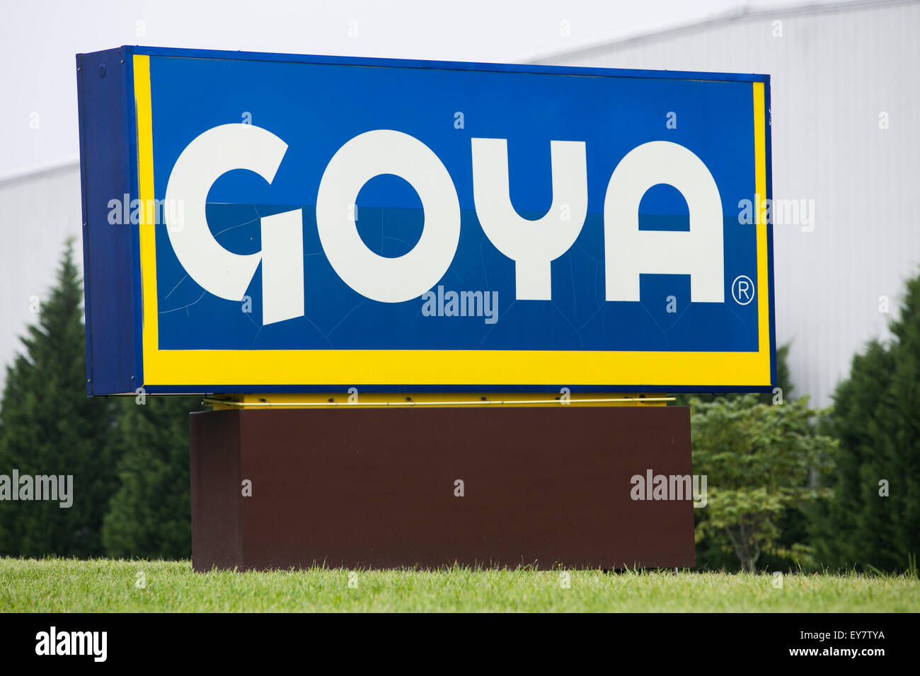 Goya foods hi-res stock photography and images - Alamy