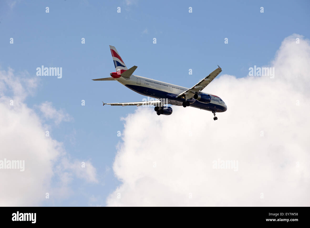 British Airways A321 passenger jet with gear down ready for landing ...