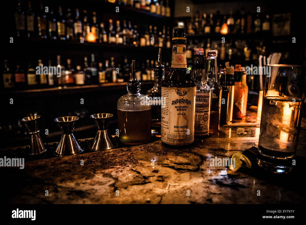 bar in a traditional style pub Stock Photo - Alamy