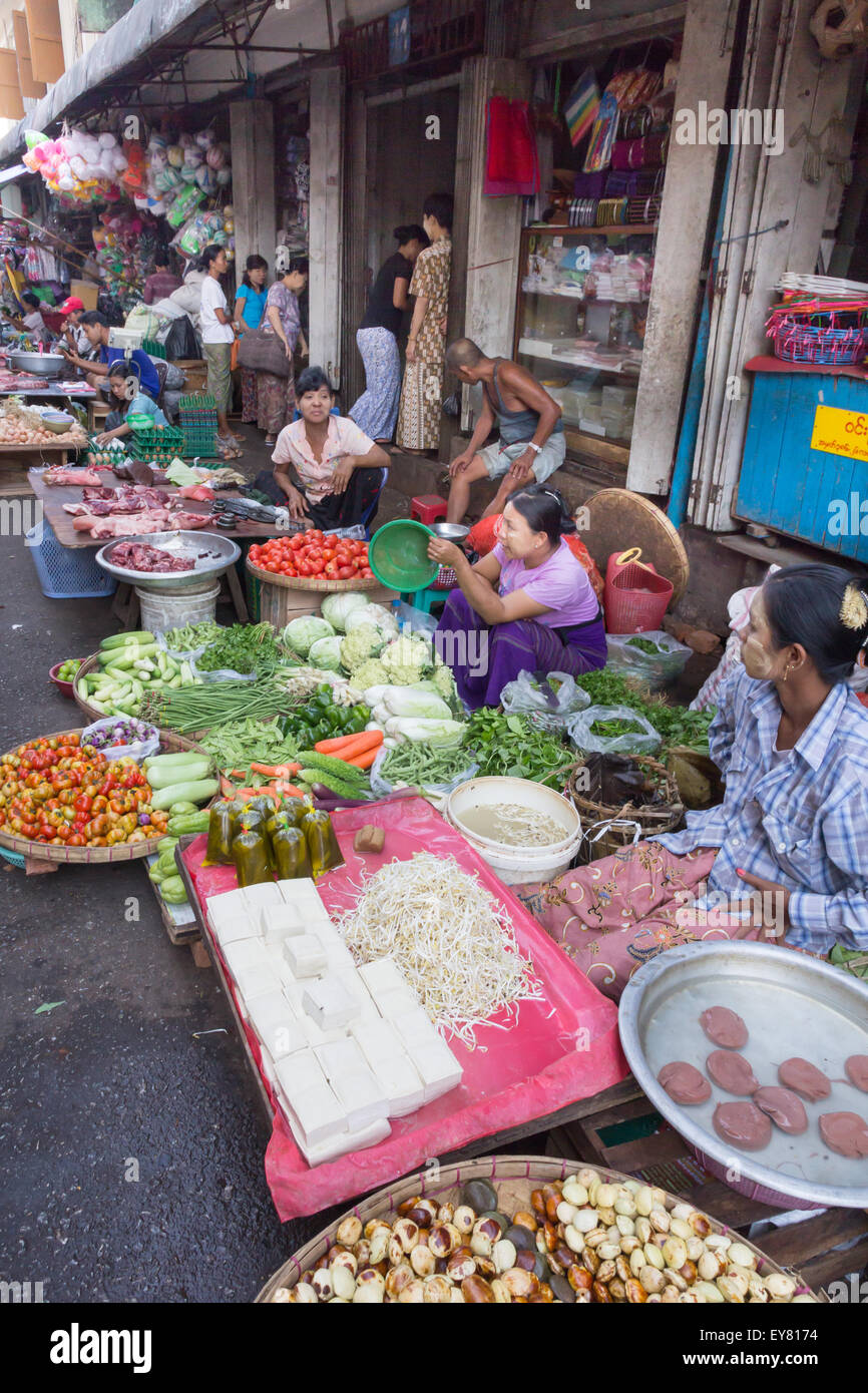 Street market in Yangon (Rangoon), Myanmar (Burma Stock Photo - Alamy