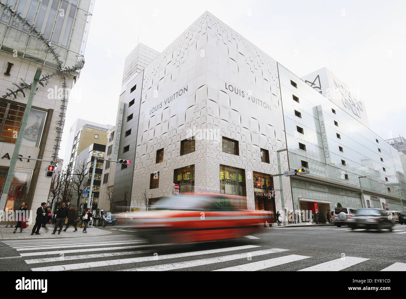Ginza shopping district, Tokyo, Japan Stock Photo - Alamy