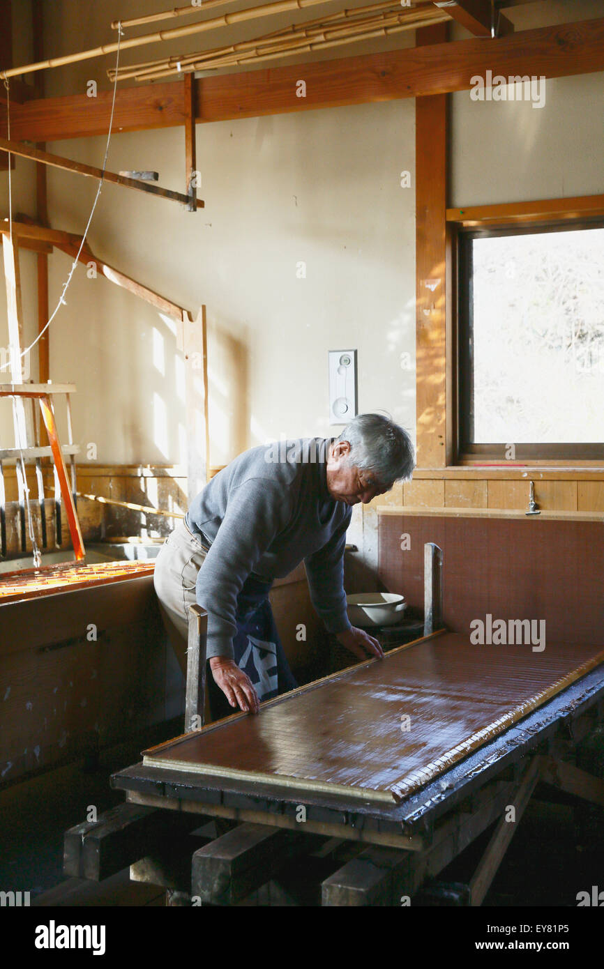 Tradition traditional working hi-res stock photography and images - Alamy