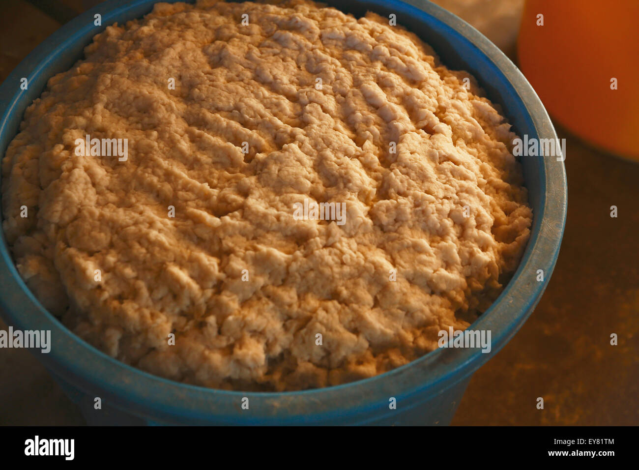 Japanese traditional paper crafting studio Stock Photo - Alamy