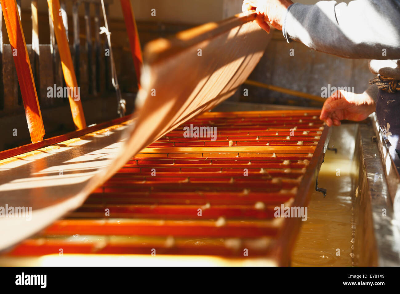 Japanese traditional paper craftsman working in his studio Stock Photo ...