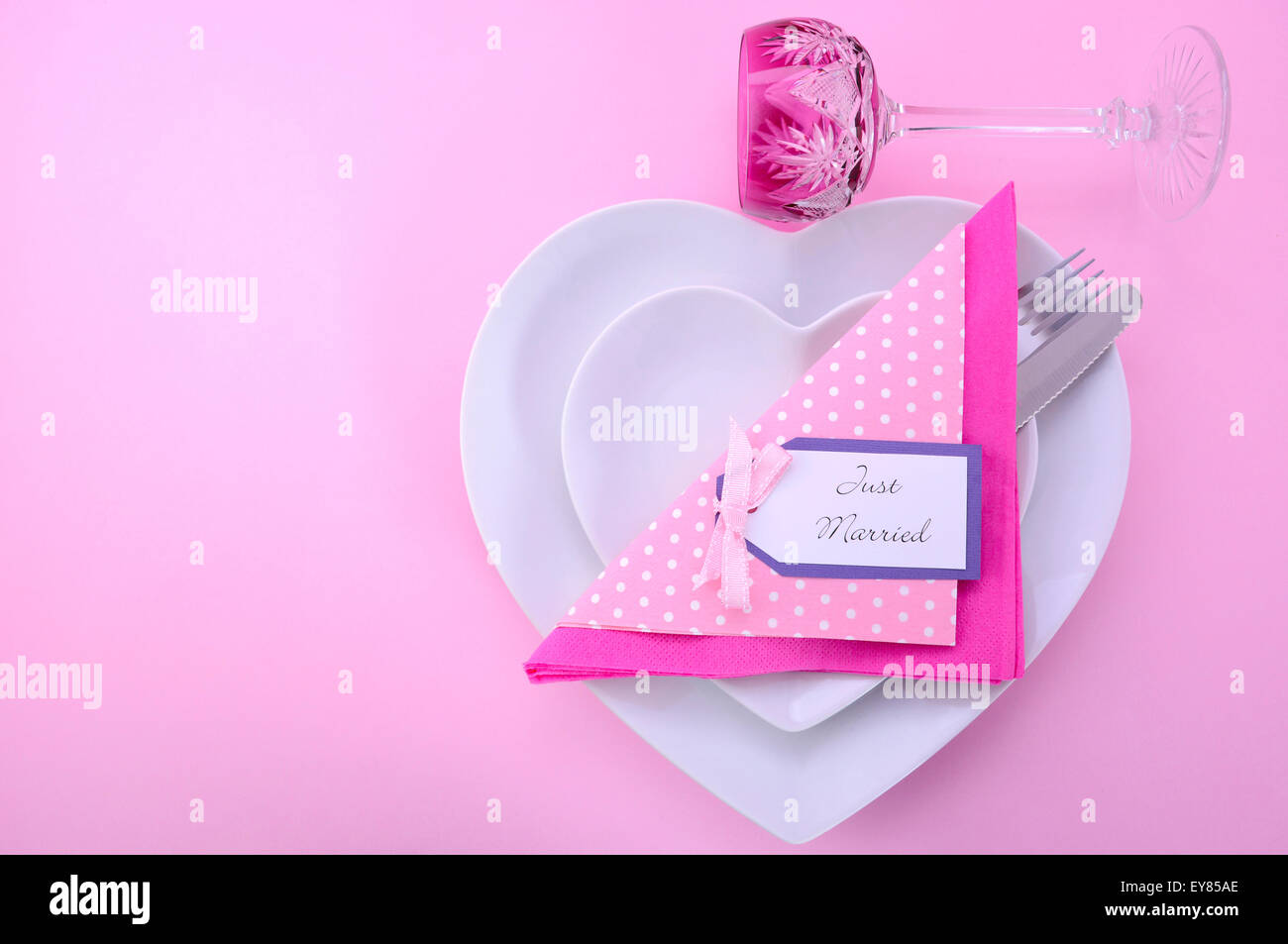 Pink table hi-res stock photography and images - Alamy