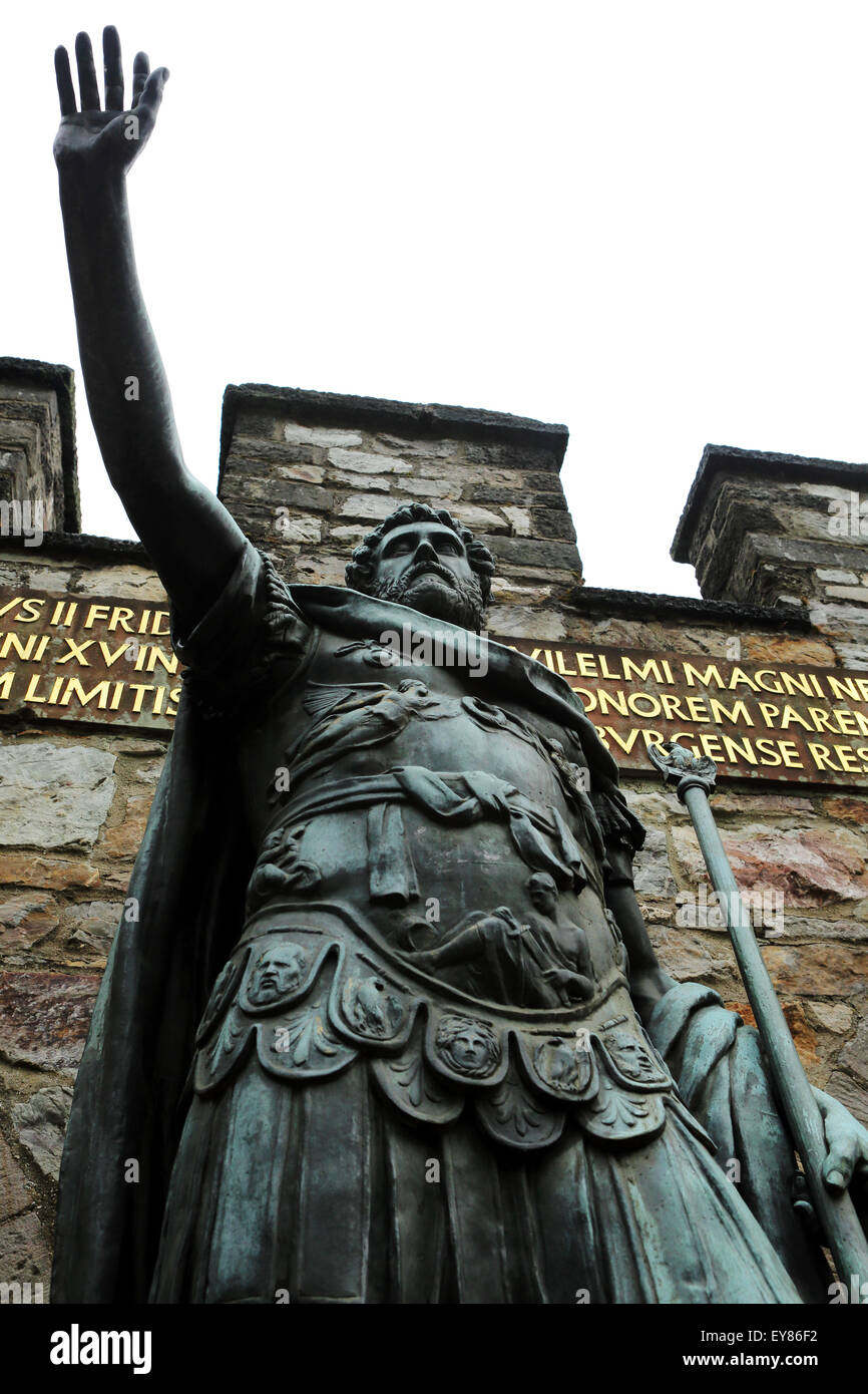 Emperor antoninus pius statue hi-res stock photography and images - Alamy