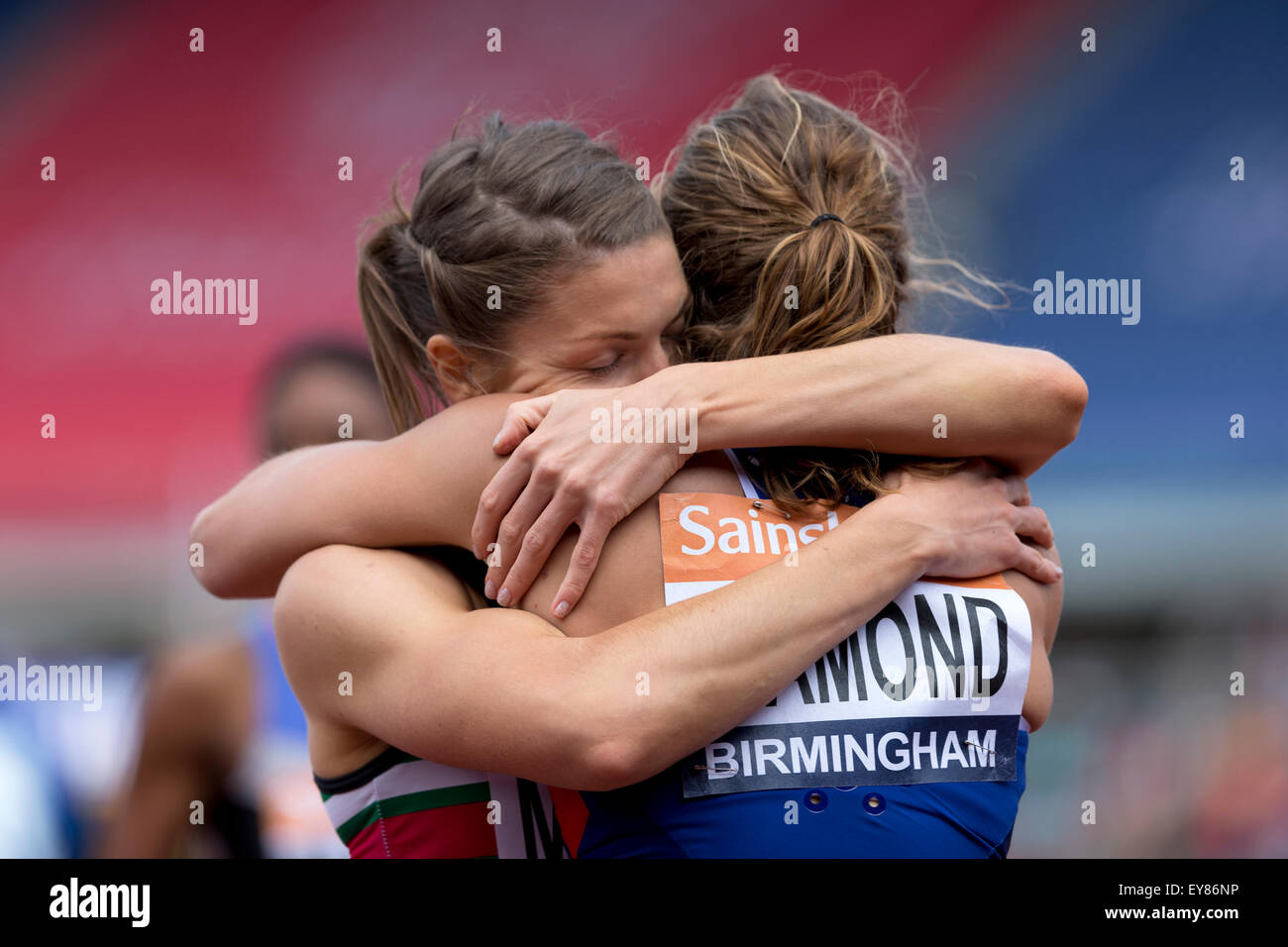 Female british athletes hugging hi-res stock photography and images - Alamy