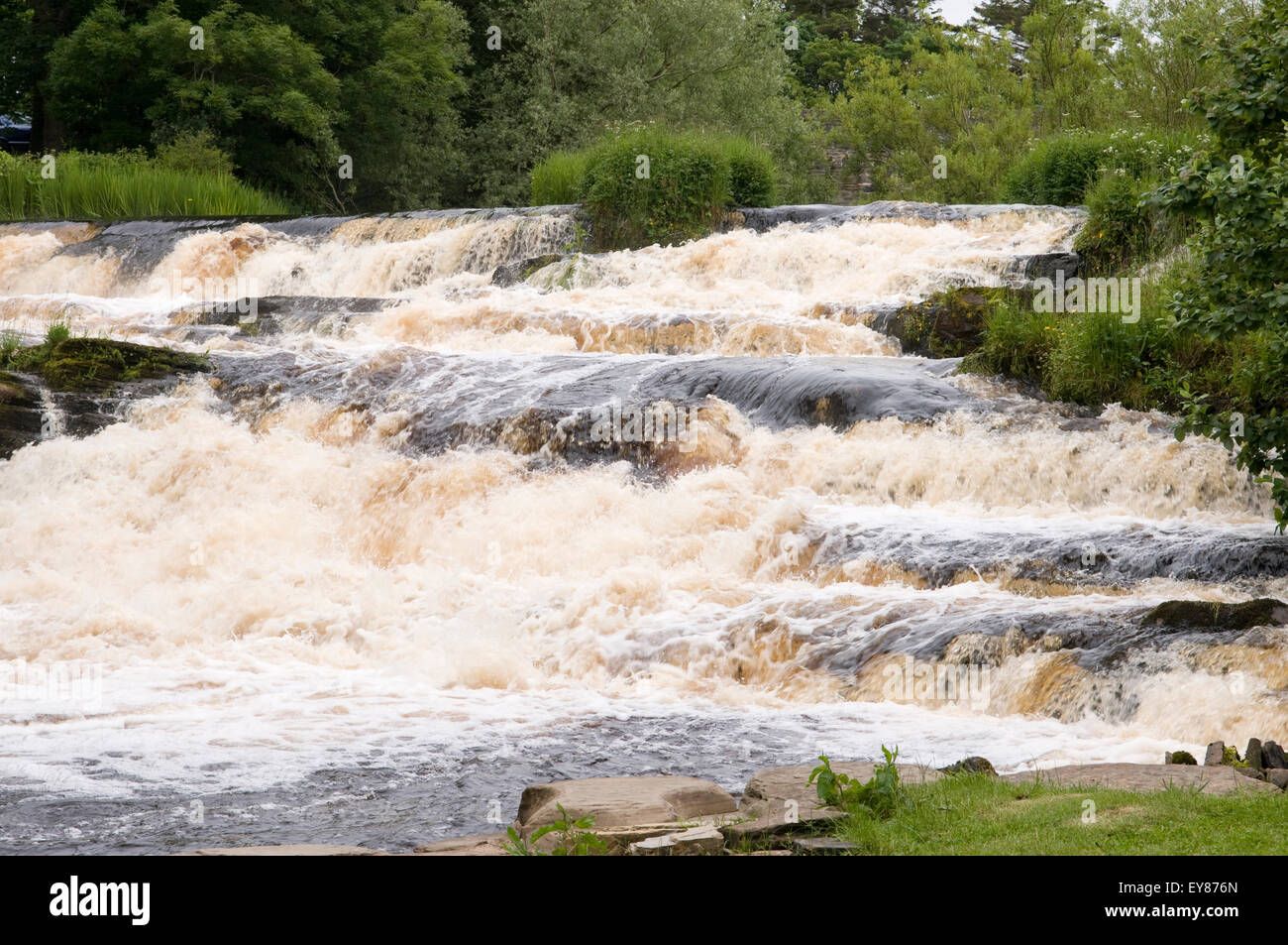 Beautiful river fast current hi-res stock photography and images - Alamy