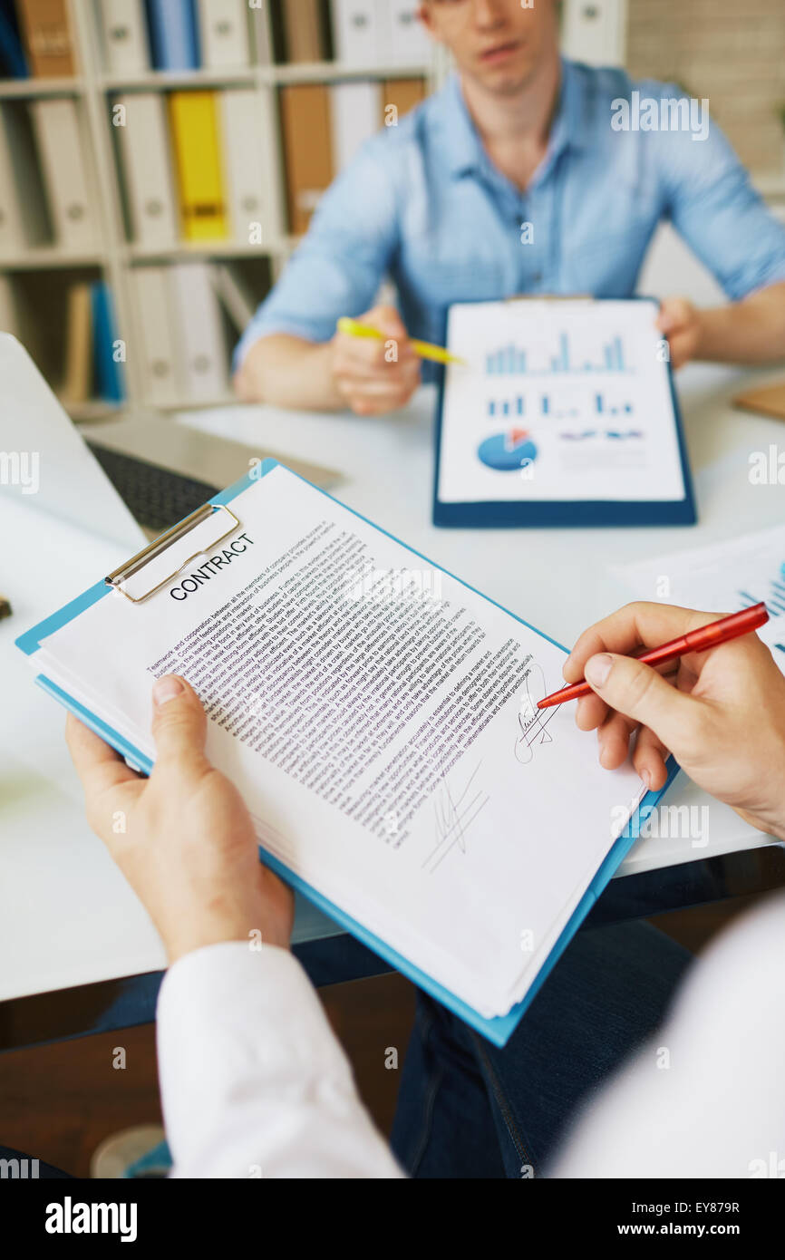 Explaining document hi-res stock photography and images - Alamy