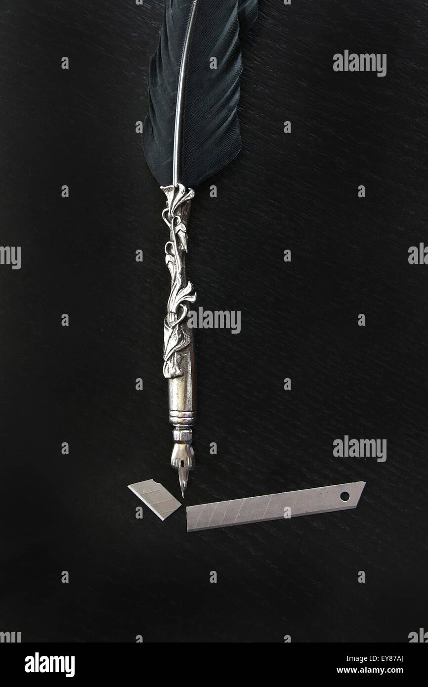 Broken pen hi-res stock photography and images - Alamy