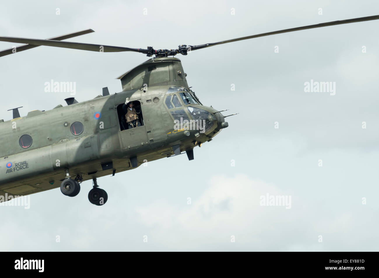 Boeing ch 47 chinook cockpit hi-res stock photography and images - Alamy