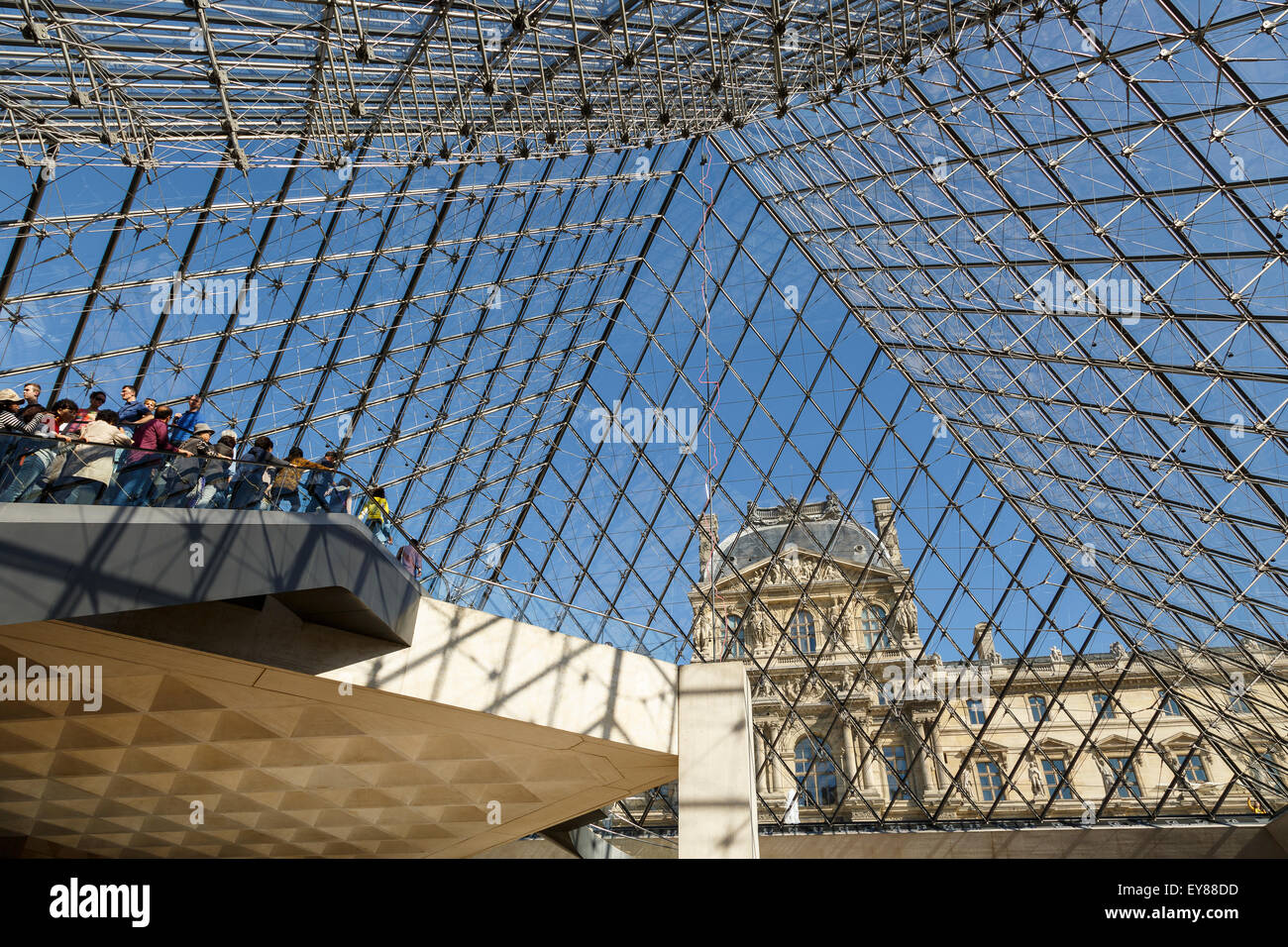 Francia rain hi-res stock photography and images - Alamy