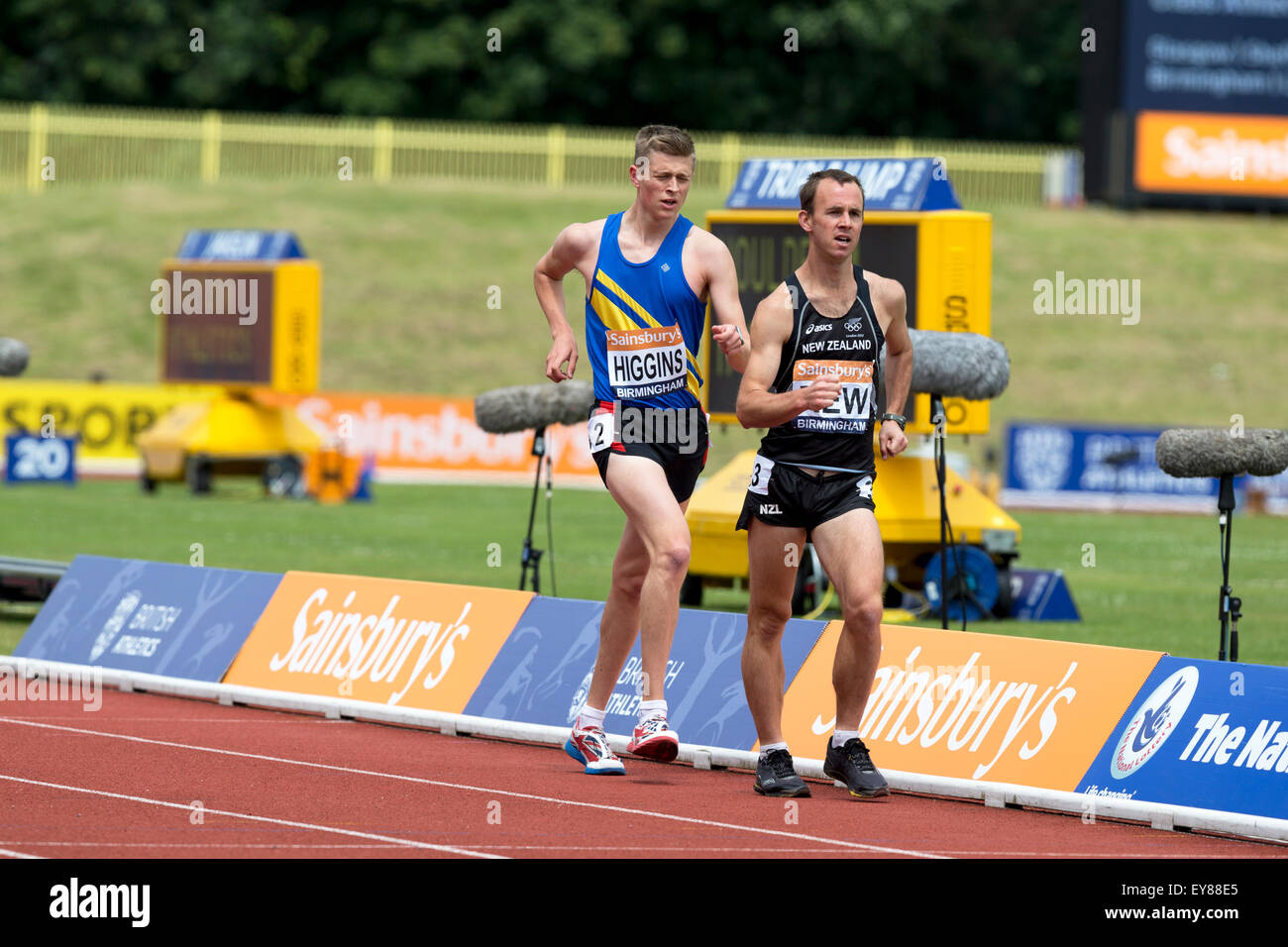 Quentin REW & Jamie HIGGINS men's 5000m walk, 2014 Sainsbury's British ...