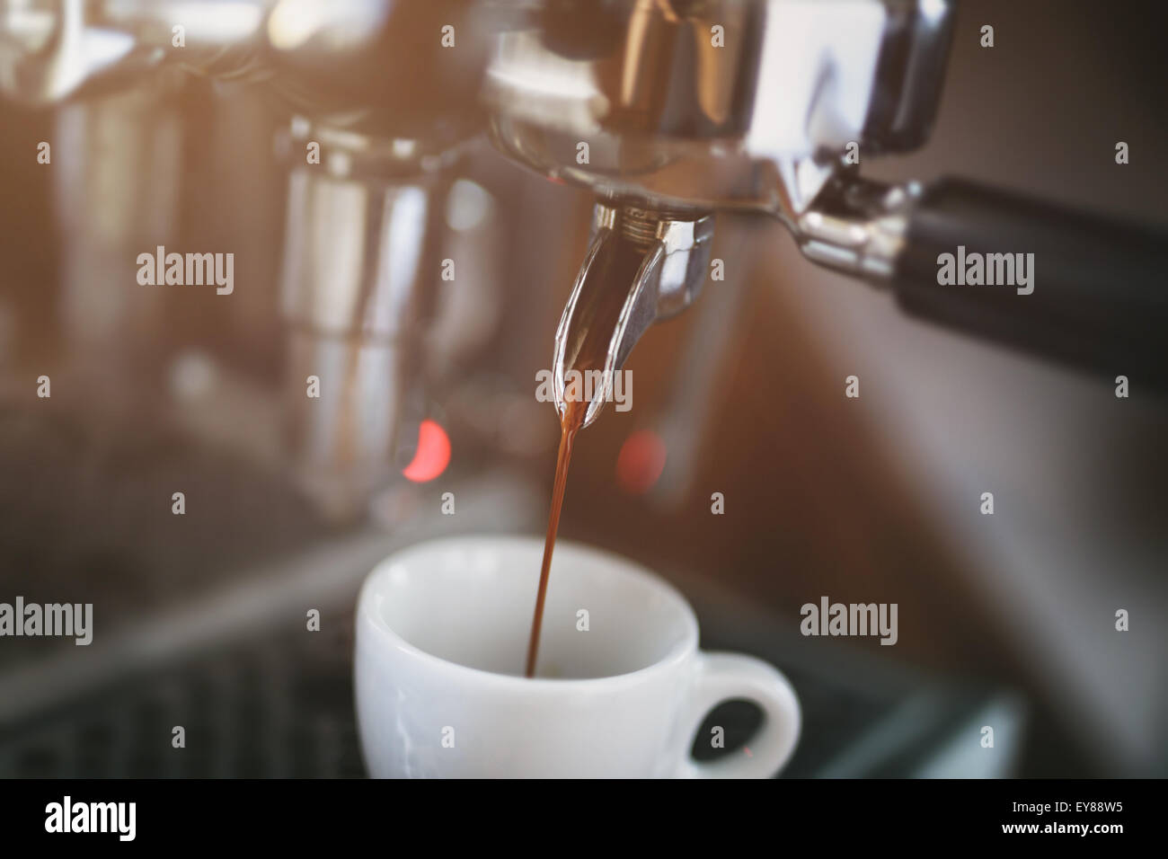 Extraction process hi-res stock photography and images - Alamy