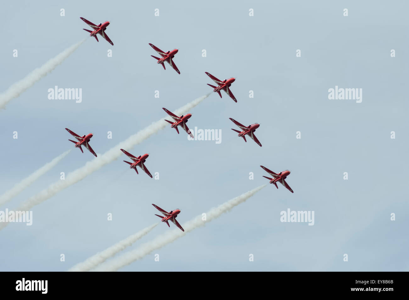 Raf display hawk flying smoke wing hi-res stock photography and images ...