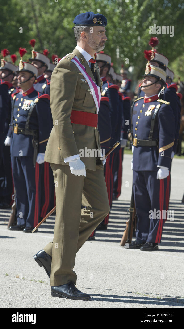 King Felipe VI and Queen Letizia of Spain attend the Oath of Allegiance ...