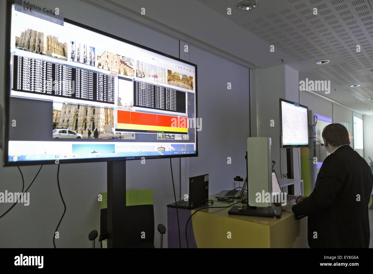 The new headquarters of Alcatel-Lucent in Italy at the Energy Park of ...