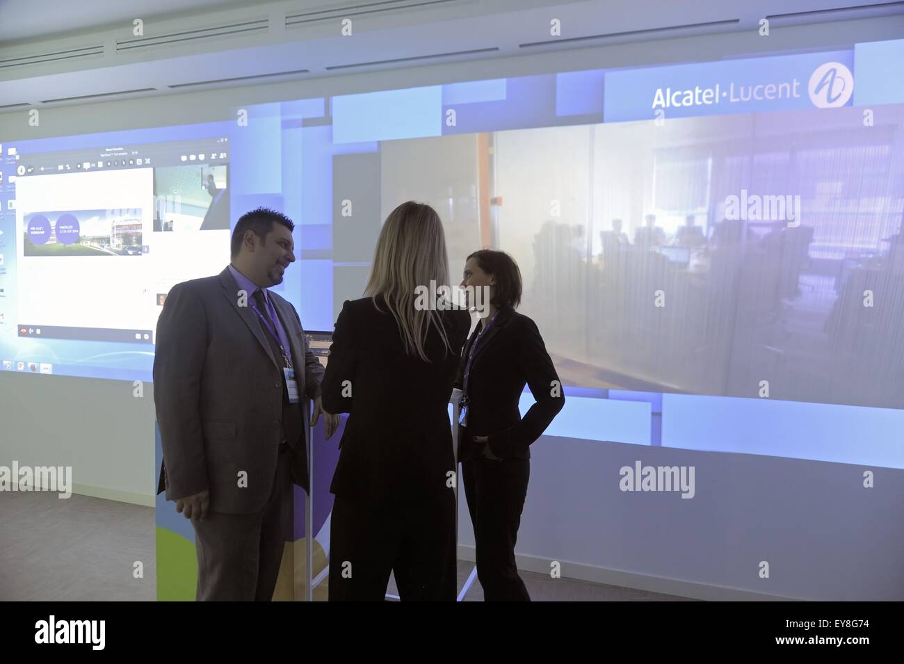 Alcatel lucent technology hi-res stock photography and images - Alamy