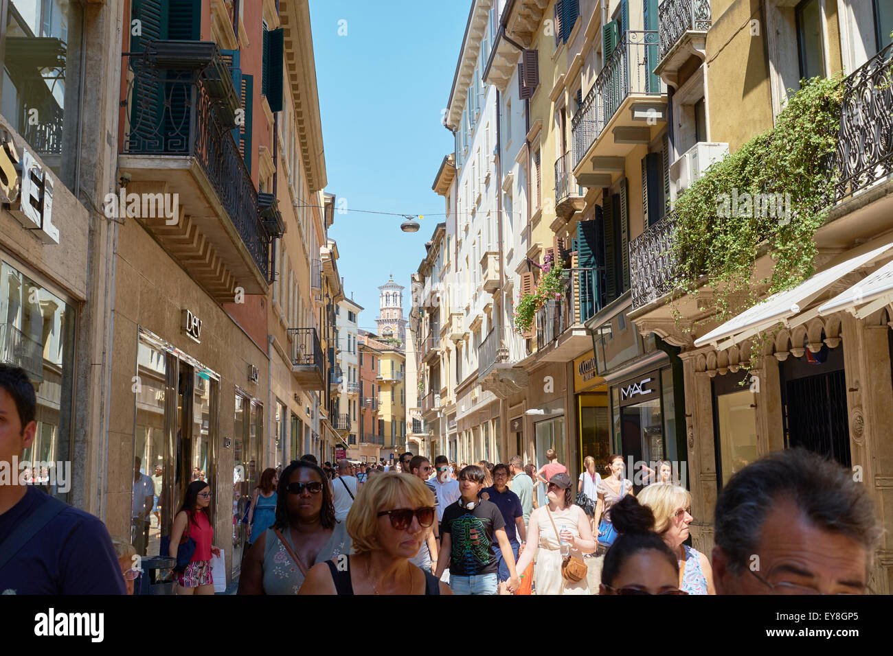 Via mazzini hi-res stock photography and images - Alamy