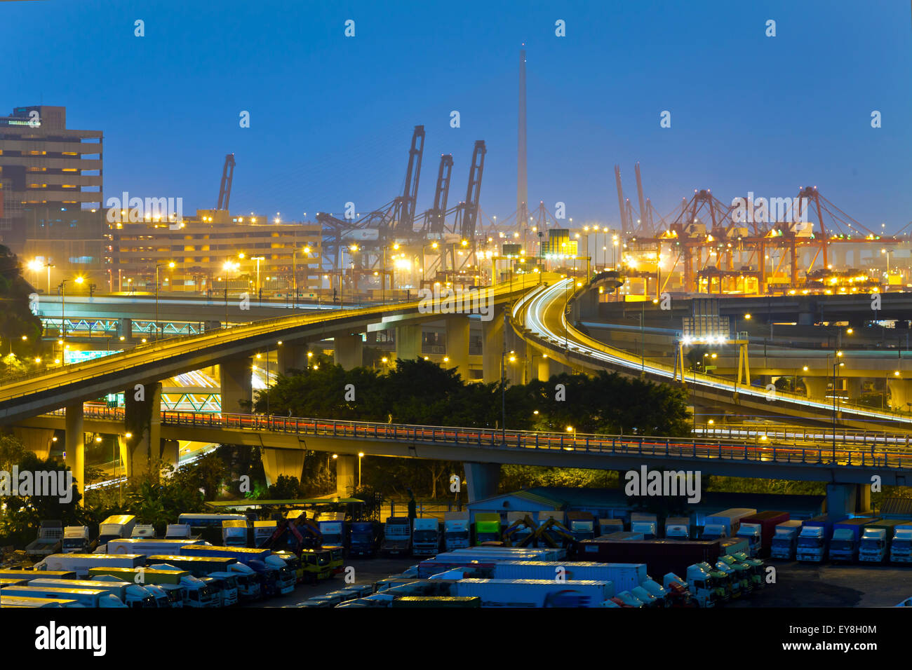 Expressway bus terminal hi-res stock photography and images - Alamy