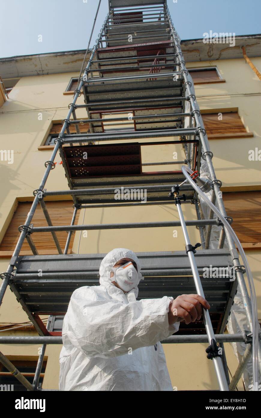 Asbestos dust hi-res stock photography and images - Alamy