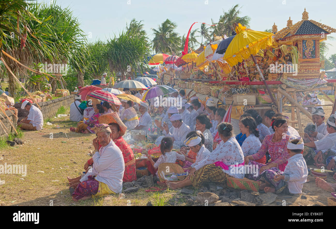 Waiting for the blessing Stock Photo - Alamy