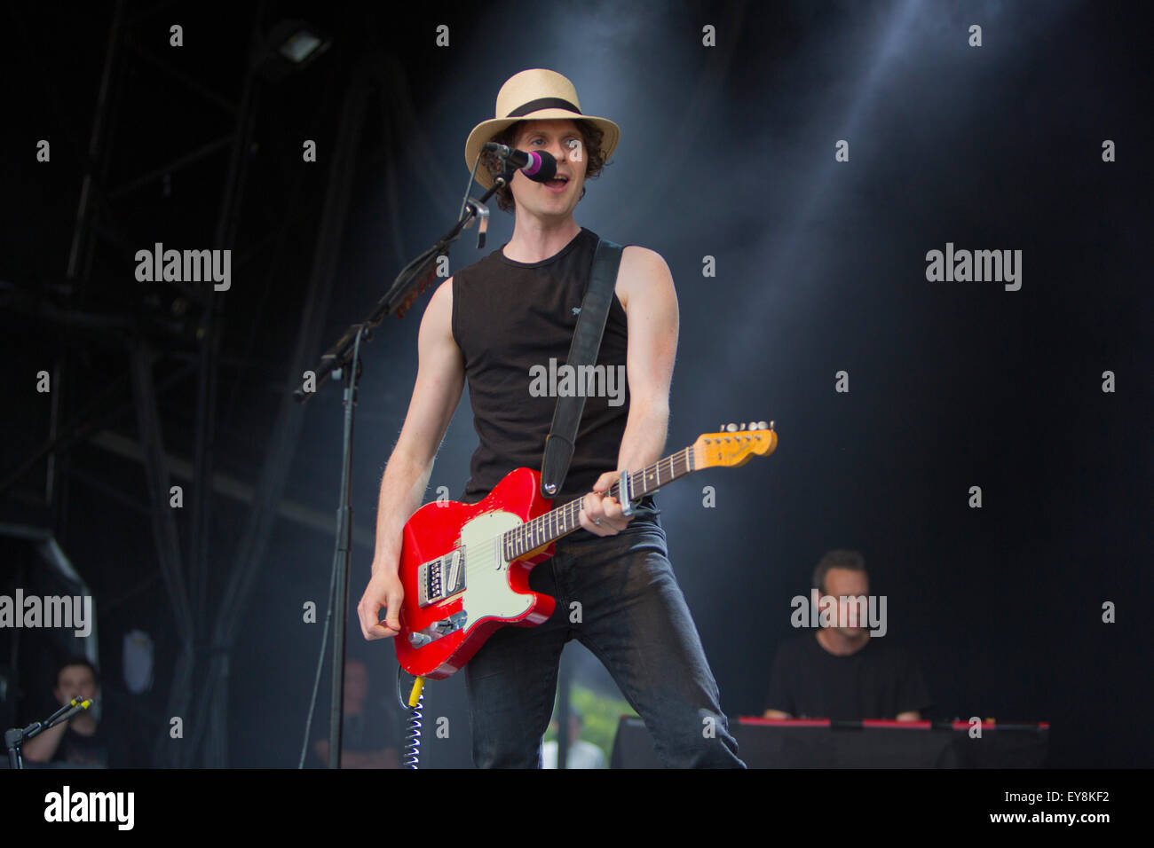 The fratellis band hi-res stock photography and images - Alamy