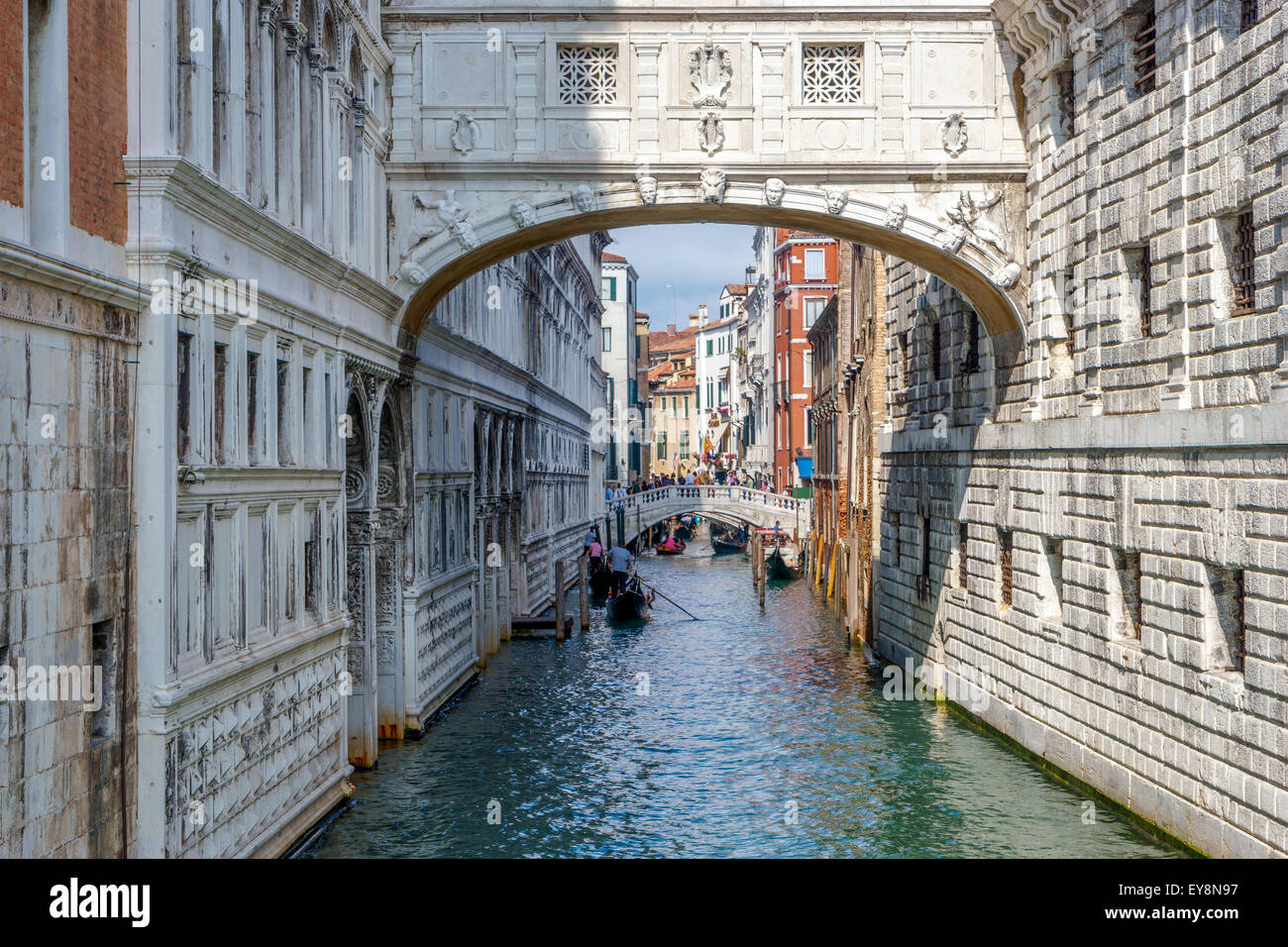Gondoliers ferrying people in Venice Stock Photo - Alamy